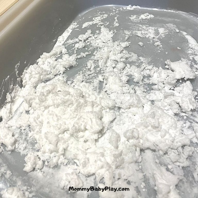 How To Make Fake Snow {Winter Sensory Fun For Toddlers}